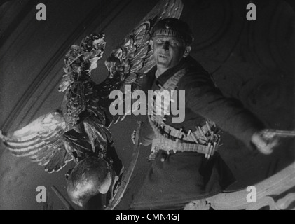 OCTOBER (1928) (TEN DAYS THAT SHOOK THE WORLD) OKTYABR (ALT) POSTER/DVD COVER SERGEI EISENSTEIN ...