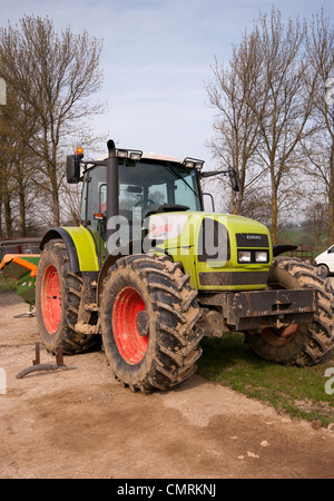 Claas Ares 836RZ Farm Tractor Farming Machinery Stock Photo - Alamy