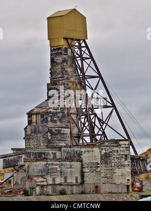 Giant Gold Mine, Yellowknife, Northwest Territories Stock Photo ...
