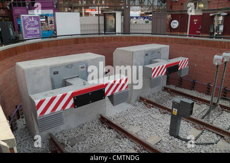 Buffer Stop Train Safety Bumper at Tracks Stock Photo - Alamy