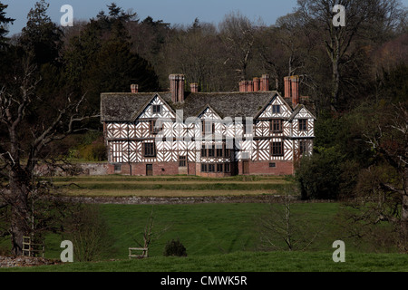 Pitchford Hall in Shropshire, viewed from an easterly perspective Stock ...
