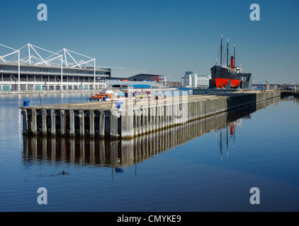 Quayside of the Royal Victoria Dock, Docklands, London, England, U.K ...