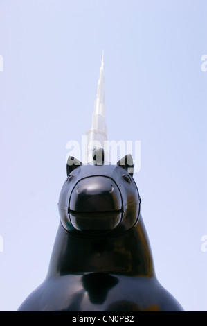 'Horse 2007' sculpture by Fernando Botero outside Burj Khalifa,Dubai ...