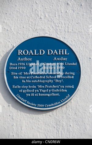 Roald Dahl blue plaque marking site of Mrs Pratchett's sweetshop (from ...