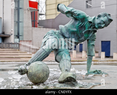 The statue "the splash" with Preston player Tom Finney in famous pose ...