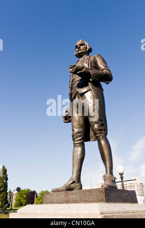 CAPTAIN COOK STATUE, VICTORIA, BRITISH COLUMBIA Stock Photo - Alamy