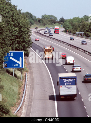 M40 Motorway at Junction 6, Oxfordshire, England, United Kingdom Stock ...