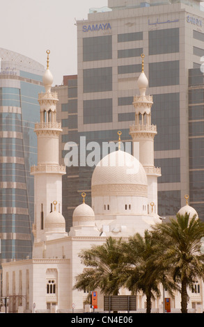 Baniyas Road mosque, Deira, Dubai, United Arab Emirates Stock Photo - Alamy