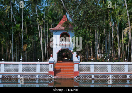 Nagesh hindu temple Ponda Goa India Stock Photo - Alamy