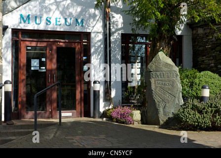 Slate sculpture outside the Armitt Museum and library, in Ambleside ...