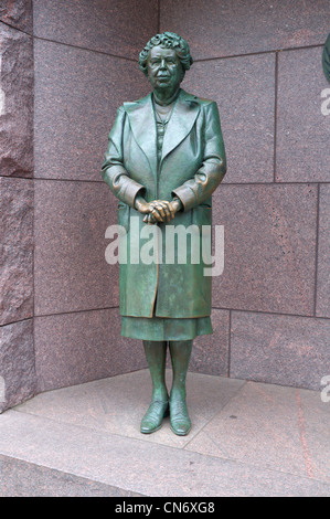 Statue of First Lady Eleanor Roosevelt Located in the Franklin Delano ...