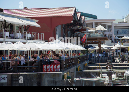 Cape Town Waterfront - Quay Four restaurant and jetty Stock Photo - Alamy