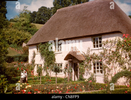 Thatched Rose Cottage in Cockington village near Torquay North Devon ...