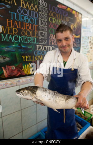 Fishmongers in Edinburgh Stock Photo - Alamy
