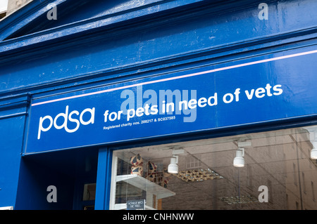 The People's dispensary for sick animals-PDSA Centre. July 1952 C3468 ...