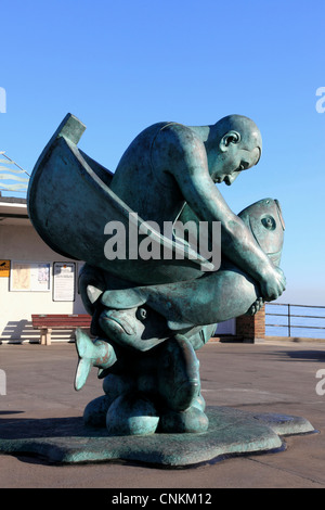 England, Kent, Deal, Deal Pier, Statue titled "Embracing the Sea" by ...