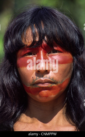 Matses Indian woman Stock Photo - Alamy