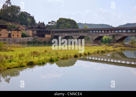 Wanan Bridge, traditional wood covered bridge (China's longest such ...
