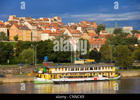 Old Town by the river Vistula picturesque scenery in the city of Warsaw ...