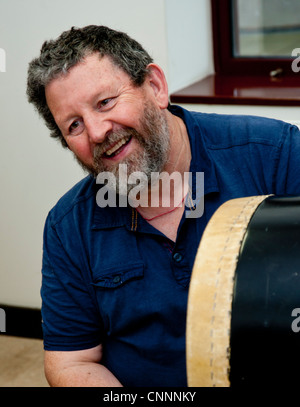 Tommy Hayes Traditional Irish musician bodhran player Stock Photo - Alamy