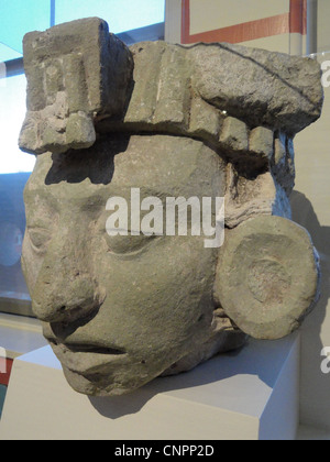 This exhibit from the Meso-American Collection at the Peabody Museum in ...