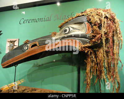 Hamatsa raven mask, Kwakiutl Stock Photo - Alamy