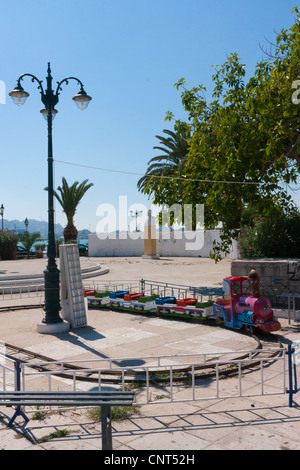 Zakynthos, Zakynthos Town, Solomos Square, Statue of the national poet ...