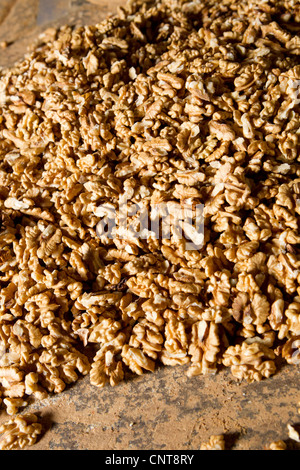 Plenty of walnuts Stock Photo - Alamy