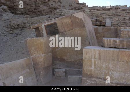 Egypt. Saqqara. Djoser's complex. The serdab, a small enclosed chamber ...