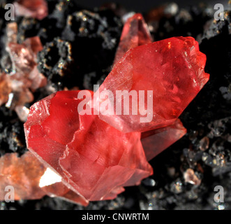 Red rhodochrosite crystals, manganese carbonate (MnCO3 Stock Photo - Alamy