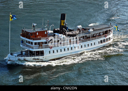 The Waxholmsbolaget archipelago steamer Norrskar arrives at Stockholm ...