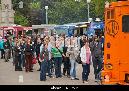 food truck rally in Brooklyn NY Stock Photo - Alamy