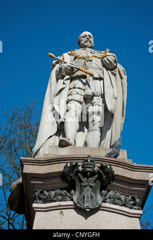 King Edward VII Statue Union Street Aberdeen City, Grampian Region ...