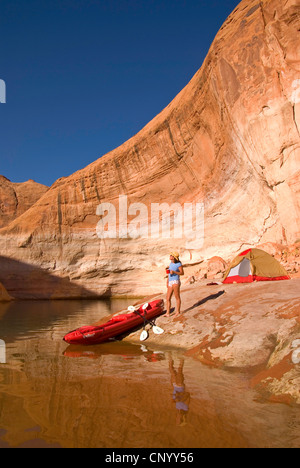 Camping and kayaking in Davis Gulch, Escalante Arm, Glen Canyon ...