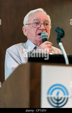 People at the Jewish Community Center of Greater Kansas City attend a ...