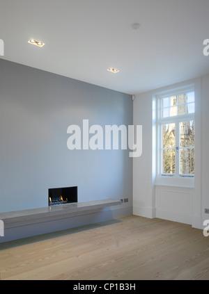 Wooden floor in a room with light natural colors Stock Photo - Alamy