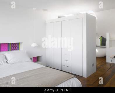 Open-plan loft floor with master bedroom and bathroom | Architect ...