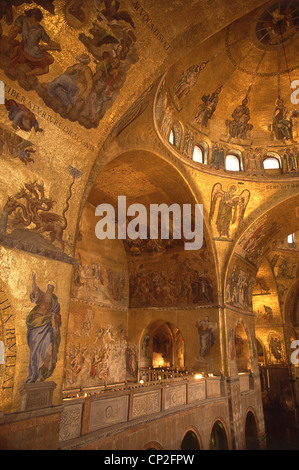 Basilica di San Marco with Water Reflections - Beautiful Church and a ...