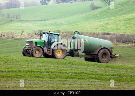 Slurry spreading at Irthington, Cumbria Stock Photo - Alamy