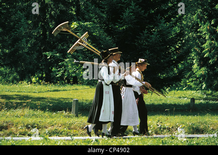 Piedmont - Valsesia - Alagna Valsesia (VC). Meeting Walser woman in ...