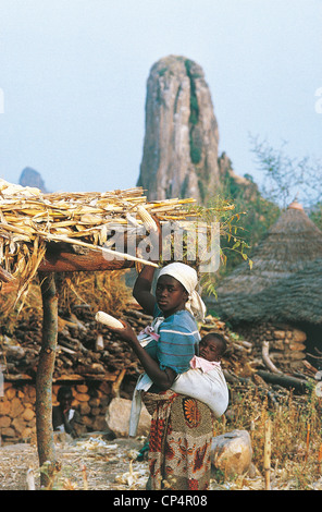 Cameroon - Northern Region - Kapsiki - Rumsiki. The Mandara Mountains ...