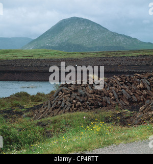 Ireland - Province of Connaught - County Galway - Connemara, cycling in ...