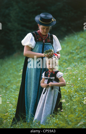 Piedmont - Valsesia - Alagna Valsesia (VC). Meeting Walser woman in ...