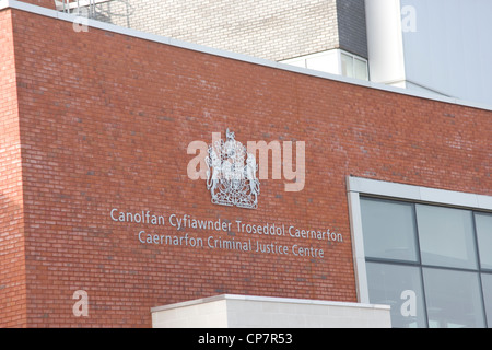 Caernarfon Criminal Justice Centre and Courts North Wales Stock Photo ...