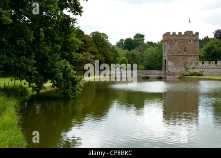 Broughton Castle, home of Lord and Lady Saye and Sele, Broughton ...