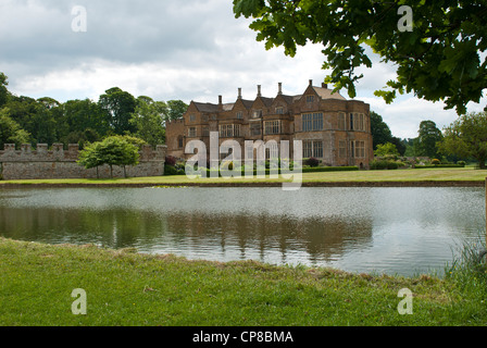 Broughton Castle, home of Lord and Lady Saye and Sele, Broughton ...