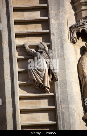 Angel Climbing Jacobs Ladder on West front of Bath Abbey Stock Photo ...