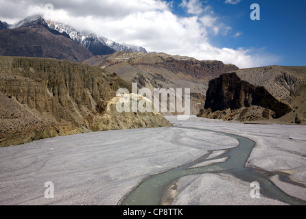 Colour photograph of the Kali Gandaki riverbed and Nilgiri Himal ...