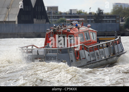 London Fire Brigade fire boat and crew on River Thames Stock Photo - Alamy