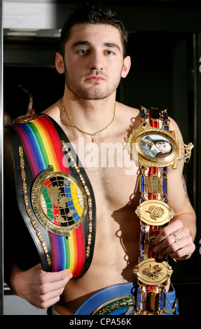 Nathan Cleverly (born 17 February 1987) is a Welsh professional boxer ...